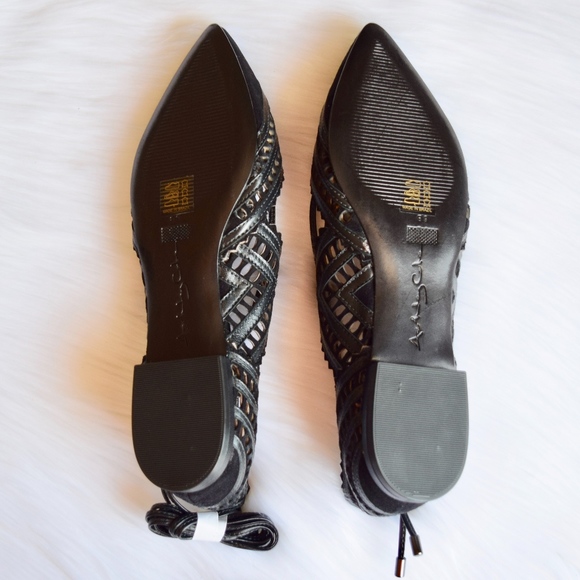 Ashley Cole | Shoes | Ashley Cole Abigail Laser Cut Laceup Flat | Poshmark